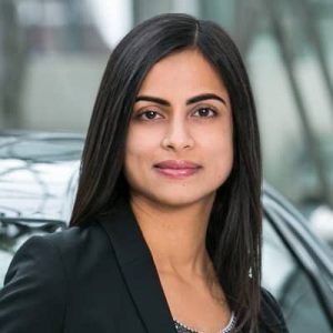 Dhivya Suryadevara Wiki, Bio, Age, Height, Salary, and Husband