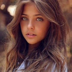 Leah Rose Clements Wiki, Bio, Age, Height, Salary, Boyfriend