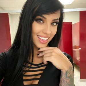 Alex Zedra Wiki, Age, Bio, Height, Husband, Career, Net Worth