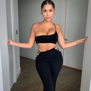 Yasmine Lopez Wiki, Age, Bio, Height, Boyfriend, Career, Salary