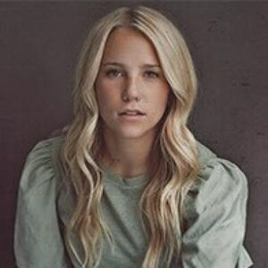 Avery Anna Wiki, Age, Bio, Height, Boyfriend, Career, Net Worth