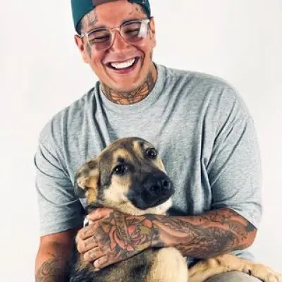 Devin Scott Wiki, Age, Bio, Height, Girlfriend, Career, and Salary