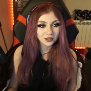 JustaMinx Wiki, Age, Bio, Height, Boyfriend, Career, and Net Worth