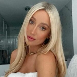 Sasha Morpeth's Wiki, Age, Bio, Weight, Height, Relationship, Career ...