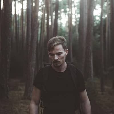 Rollo Weeks Wiki, Age, Bio, Height, Wife, Career, Net Worth