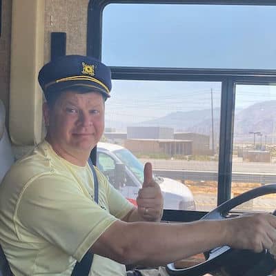 Tom Siwa Wiki, Age, Bio, Height, Wife, Career, and Net Worth