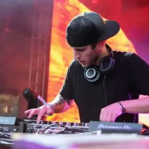 Illenium Wiki, Age, Bio, Height, Girlfriend, Career, and Net Worth