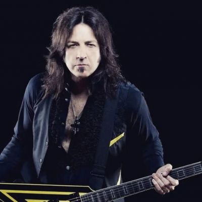 Michael Sweet Wiki, Age, Bio, Height, Wife, Career, and Net Worth