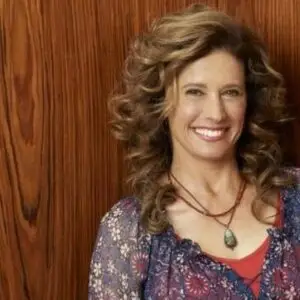 Nancy Travis Wiki, Age, Bio, Height, Husband, Career, and Net Worth