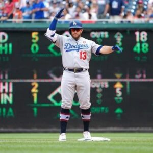 Max Muncy Wiki, Age, Bio, Height, Wife, Career, and Net Worth
