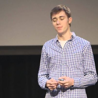 William LeGate Wiki, Age, Bio, Height, Girlfriend, Career, Net Worth