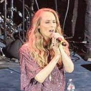 Chynna Phillips Wiki, Age, Bio, Height, Husband, Career, Net Worth