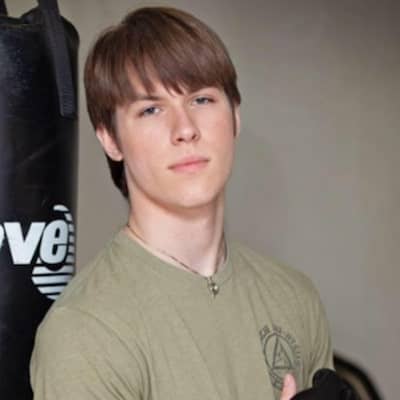 Dakota Alan Wiki, Age, Bio, Height, Girlfriend, Career, and Salary