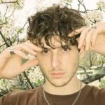 Jvke Wiki, Age, Bio, Height, Girlfriend, Career, and Net Worth