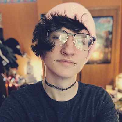 Kyle David Hall Wiki, Age, Bio, Height, Boyfriend, Career, Salary