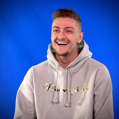 Michael Karam Wiki, Age, Bio, Height, Girlfriend, Career, Salary