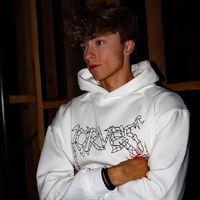 Brayden Whaley Wiki, Age, Bio, Height, Girlfriend, Career, Salary