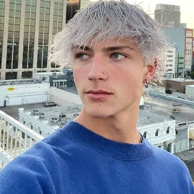 River Christian Wiki, Age, Bio, Height, Girlfriend, Career, and Salary