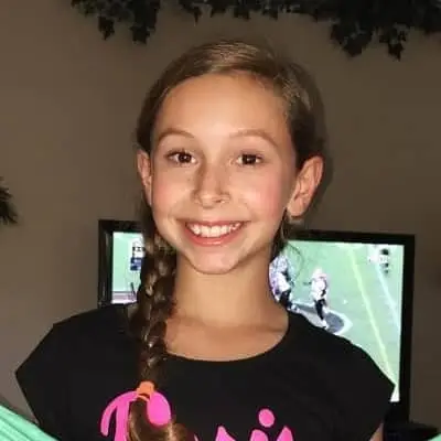 Caylie Almada Wiki, Age, Bio, Height, Boyfriend, Career, and Salary