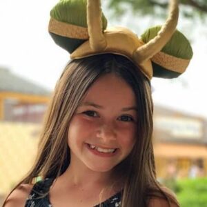 Cailey Fleming Wiki, Age, Bio, Height, Boyfriend, Career, Salary