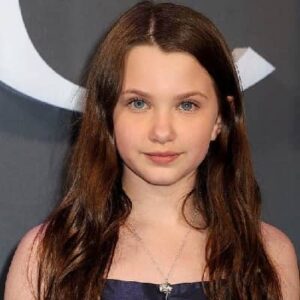 Caoilinn Springall Wiki, Age, Bio, Height, Boyfriend, Career, Salary