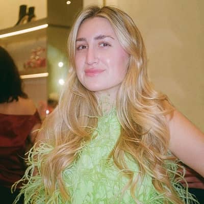 Audrey Peters Wiki, Age, Bio, Height, Boyfriend, Career, and Salary