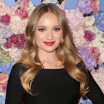 Belle Shouse Wiki, Age, Bio, Height, Boyfriend, Career, and Salary