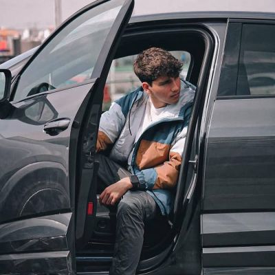 Kevin Alvarez Wiki, Age, Bio, Height, Girlfriend, Career, and Salary