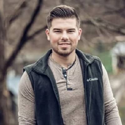 Trace Bates Wiki, Age, Bio, Height, Girlfriend, Career, and Salary